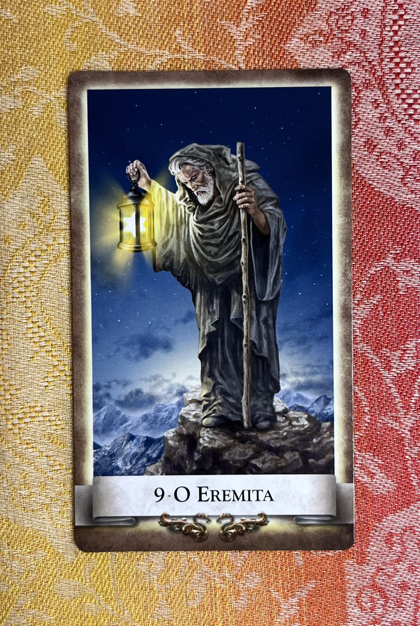 2025: o ano do Eremita | Tarot Diário